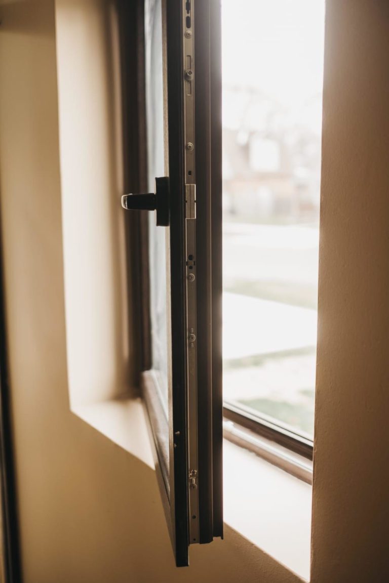 WHY CHOOSE EUROPEAN TILT & TURN WINDOWS ? - German System Windows ...