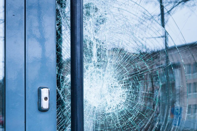 GSW // Safety and Security Laminated Glass / Protection against outside ...